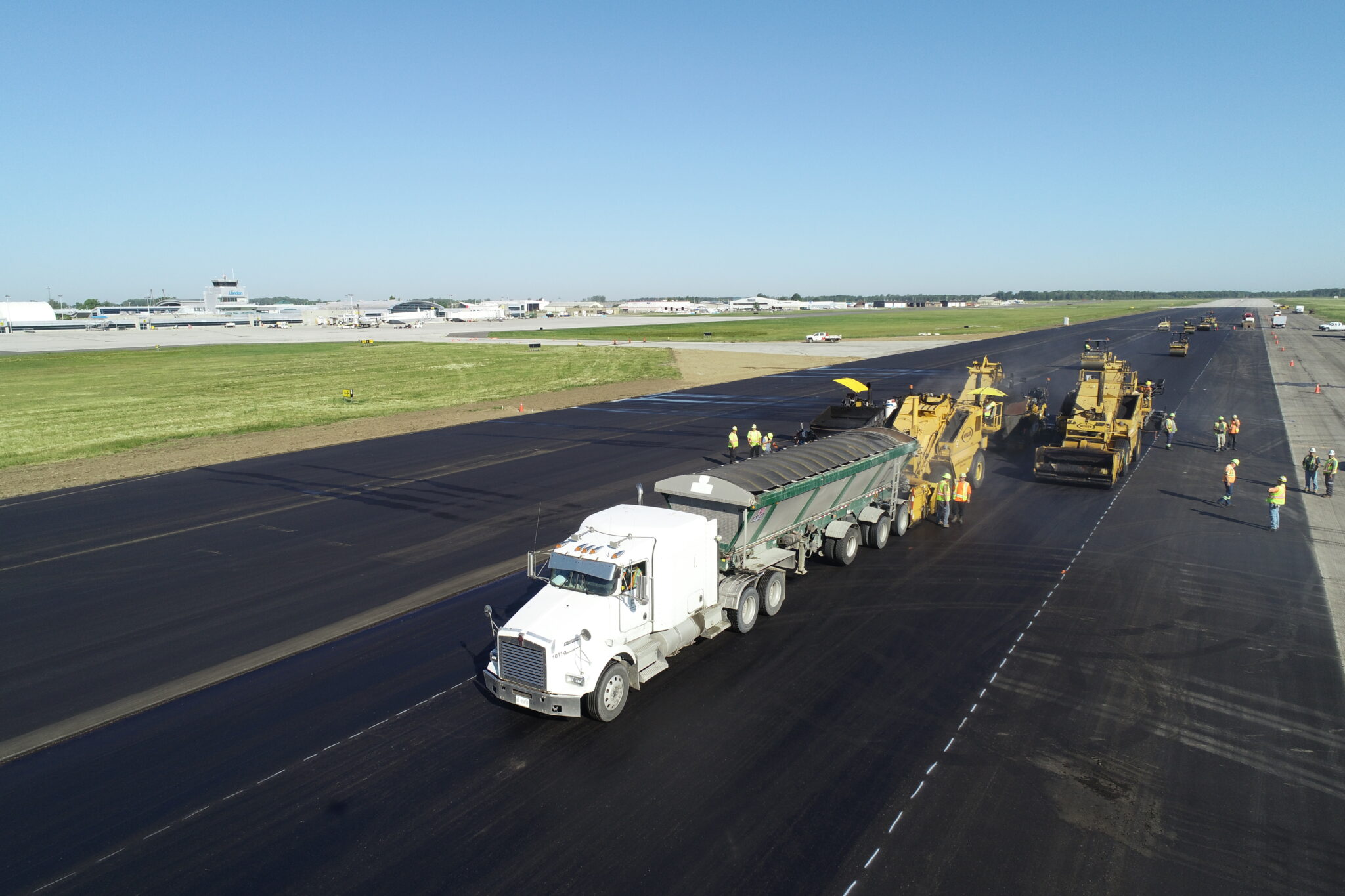 Runway 15-33 Rehabilitation & Lighting Upgrade – Green Infrastructure ...